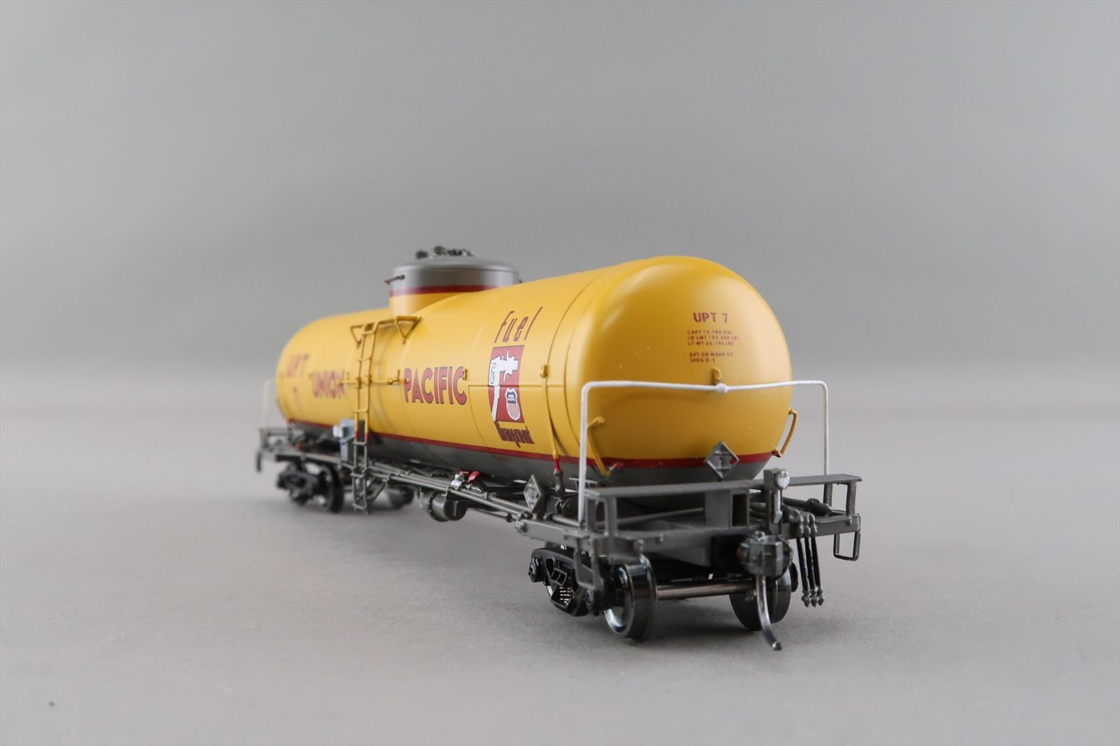 HO Brass Model - OMI 3351.1 UP UPT Union Pacific 20,000 Gallon Diesel ...