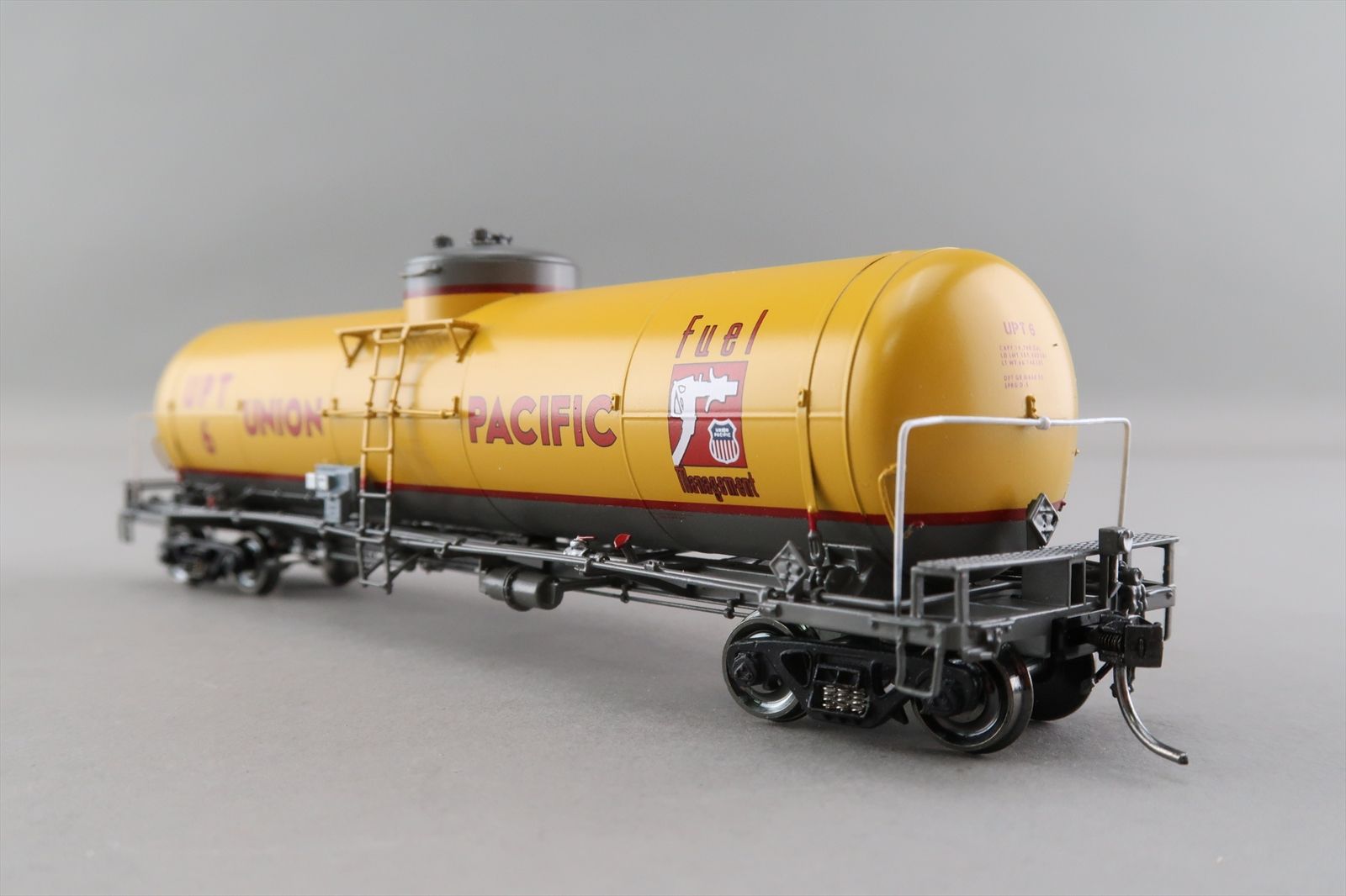 HO Brass Model - OMI 3351.1 UP UPT Union Pacific 20,000 Gallon Diesel ...