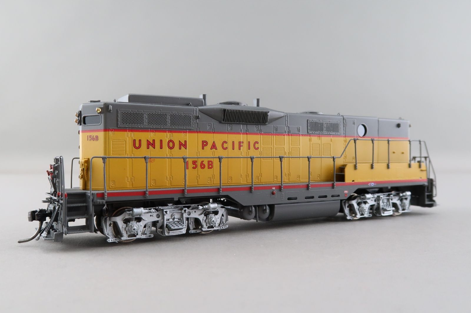 HO Brass Model – OMI 6213 UP Union Pacific GP9 GP9B #156B – Pro Paint – 1992 Run – Ajin