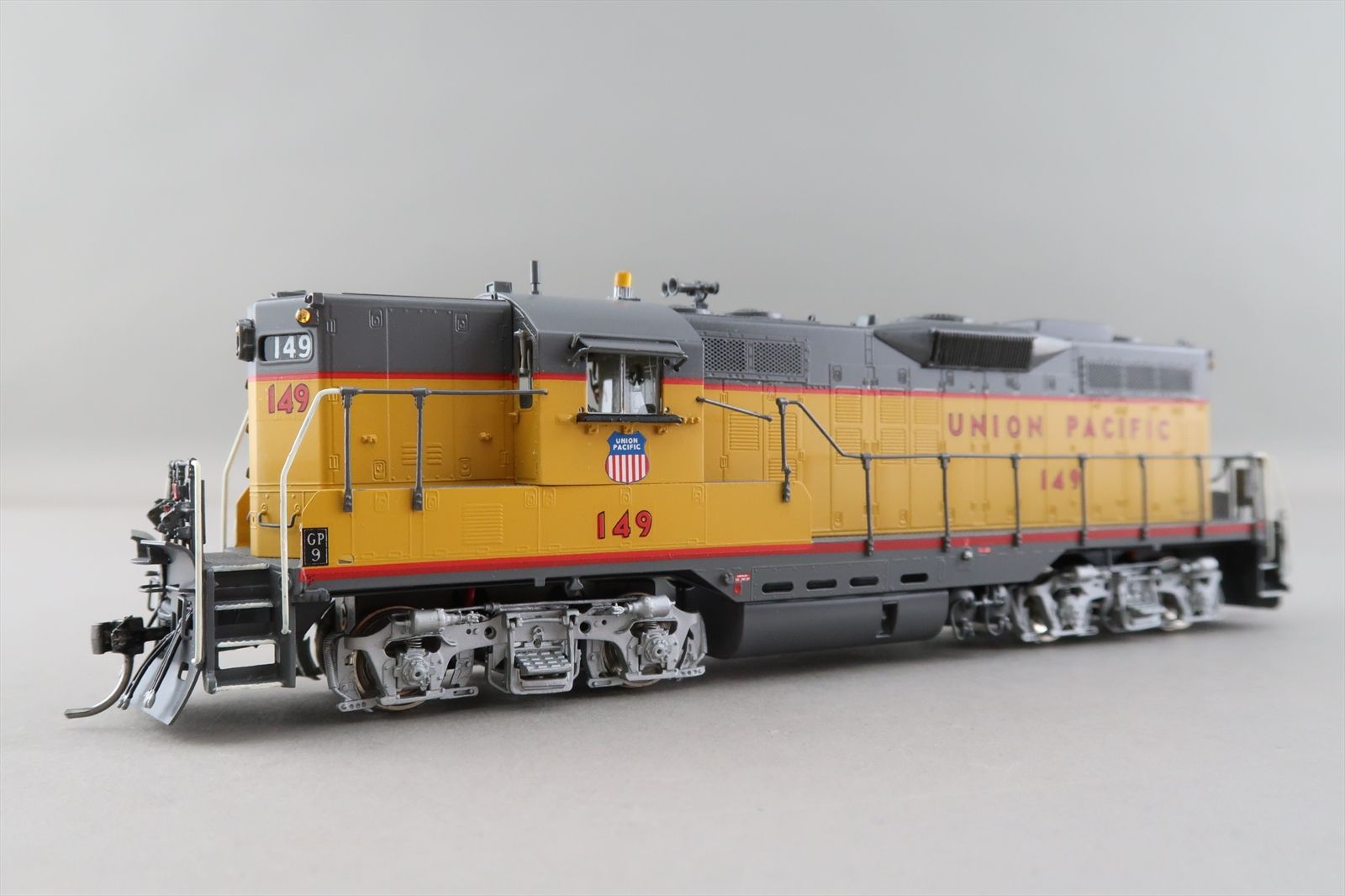 HO Brass Model – OMI 6212 UP Union Pacific GP9 GP9A #149 – Pro Paint – 1992 Run – Ajin
