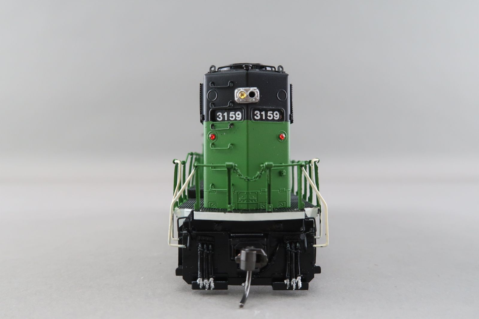 HO Brass Model - OMI 5144 BN Burlington Northern GP50 5 Man Cab #3159 - Custom - 1989 Run - Ajin