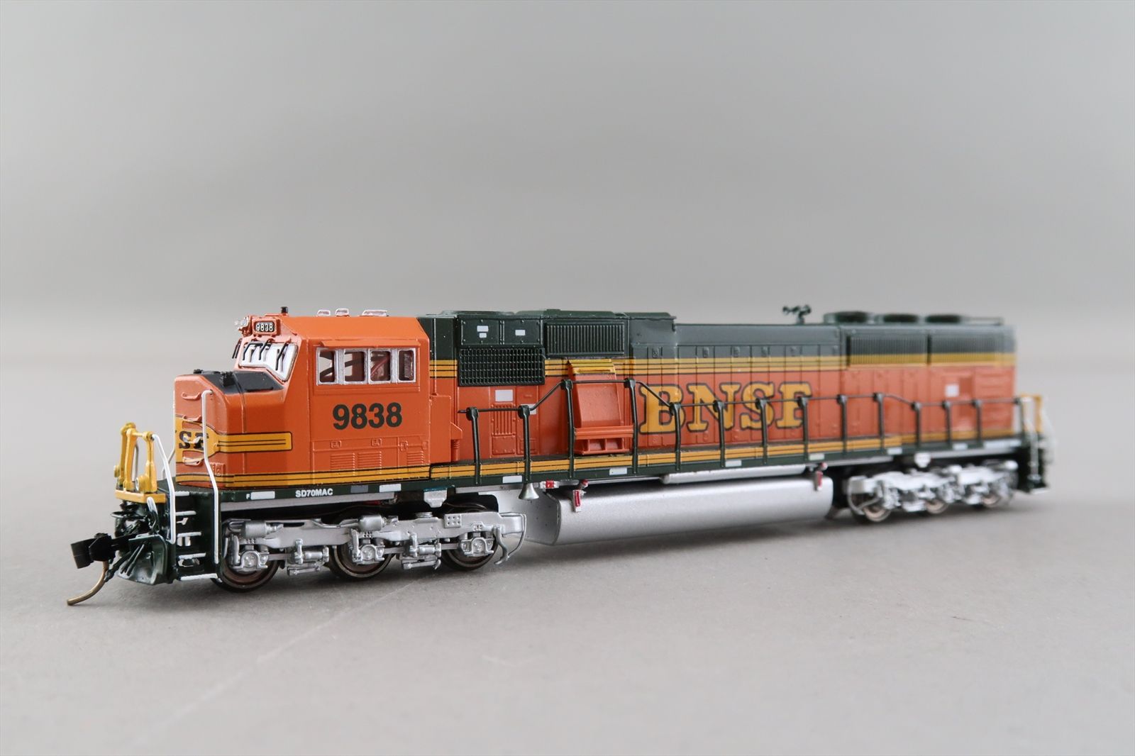 N Brass Model - OMI 2850.1 BNSF Burlington Northern Santa Fe SD70MAC #9838 - F/P - 1998 Run - Ajin