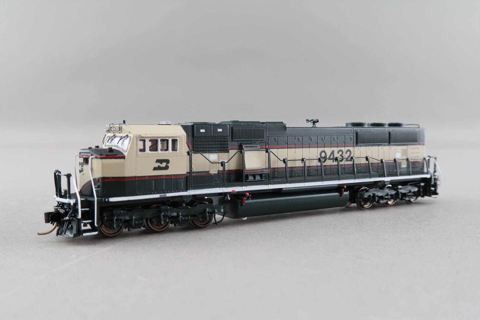 N Brass Model - OMI 2847.1 BN Burlington Northern SD70MAC #9432 - F/P - 1998 Run - Ajin