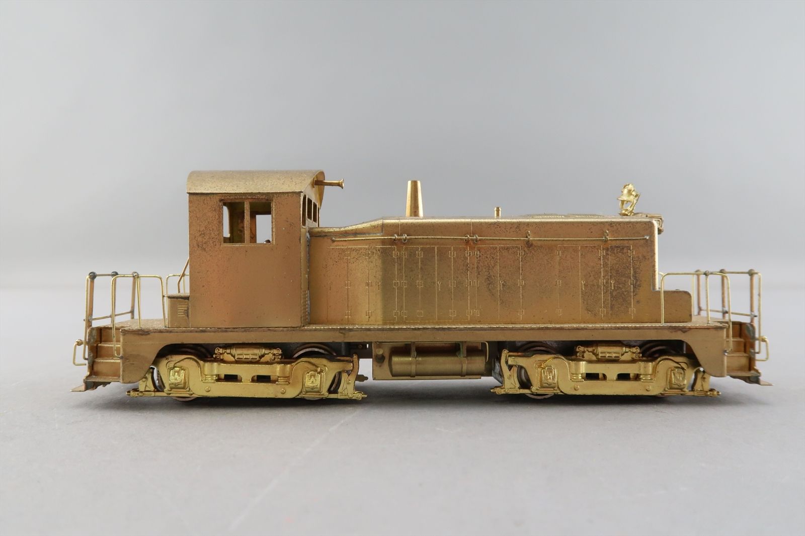 HO Brass Model - Alco D-140 EMD SW-1 Diesel Switcher - Unpainted - KMT