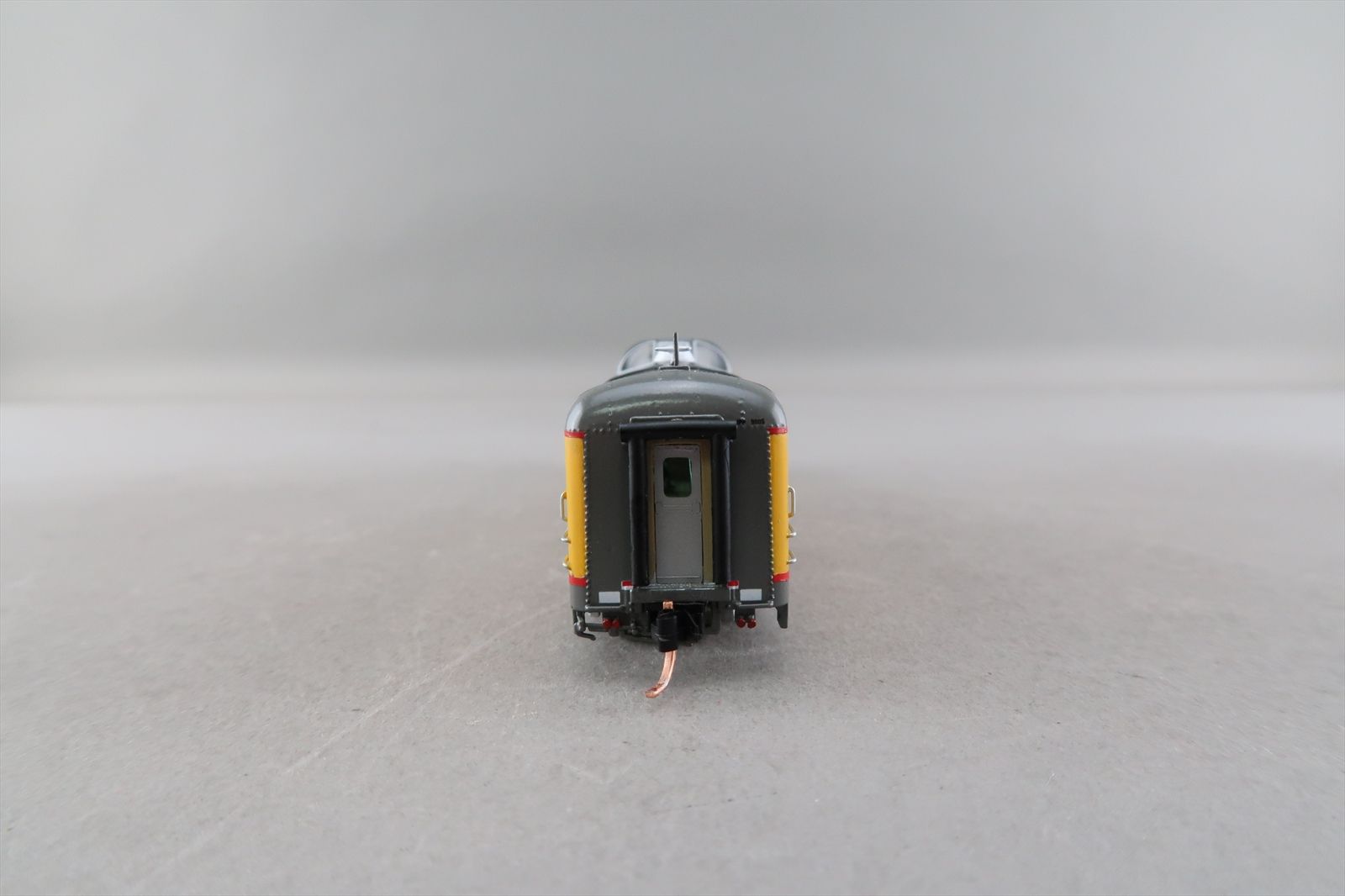 N Brass Model - OMI 28010.1 UP Union Pacific Dome Lounge Walter Dean #9005 - F/P - 2003 Run - Ajin