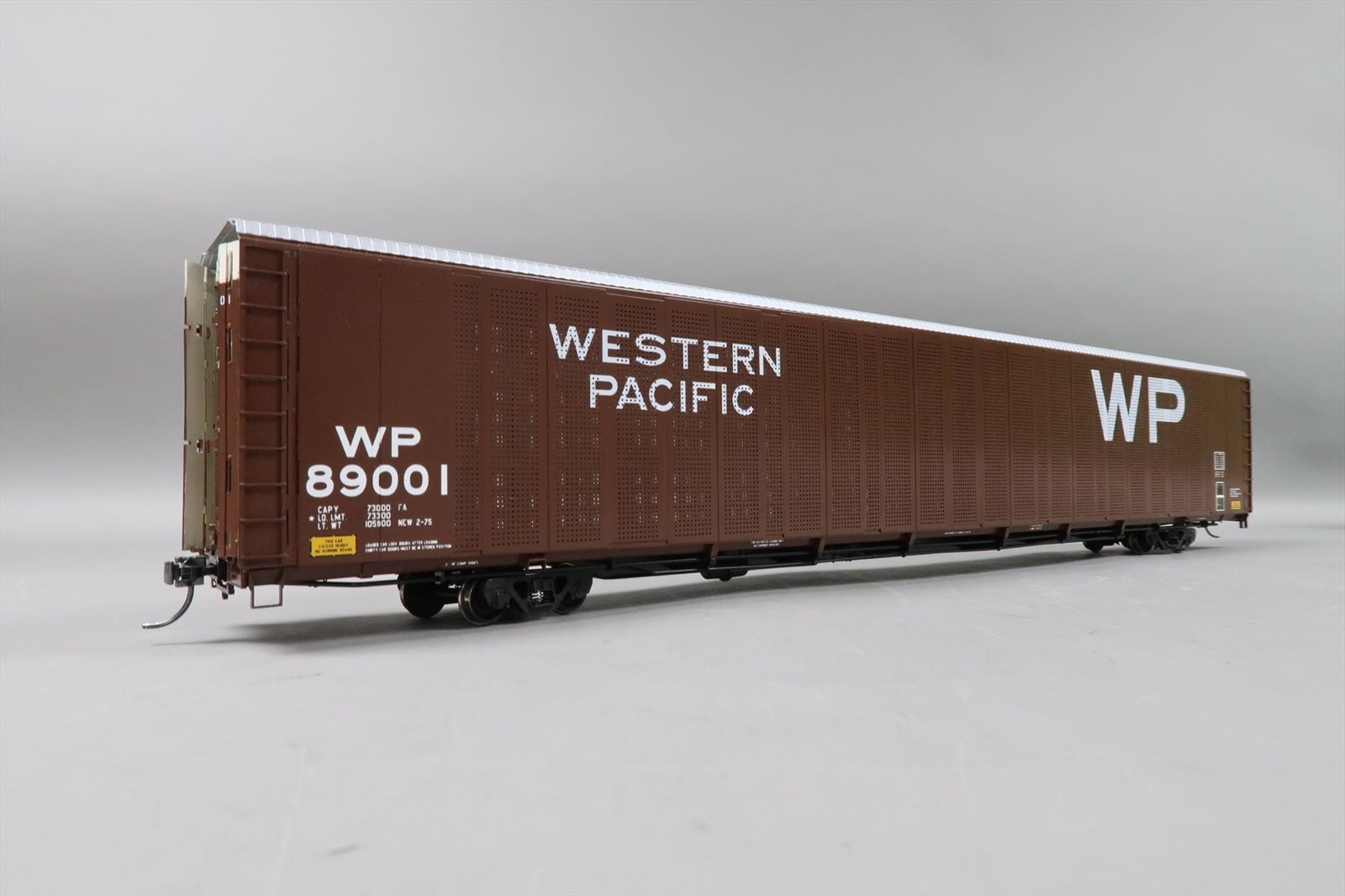 O Brass Model - OMI 0768 WP Western Pacific Safe-Pak Tri-Level Auto ...