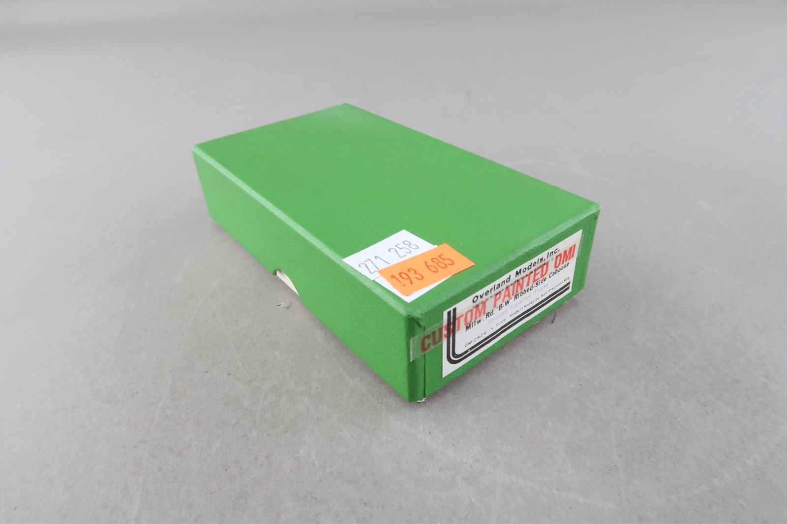 N Brass Model - OMI 2829.1 Milwaukee Road Bay Window Ribbed Caboose ...