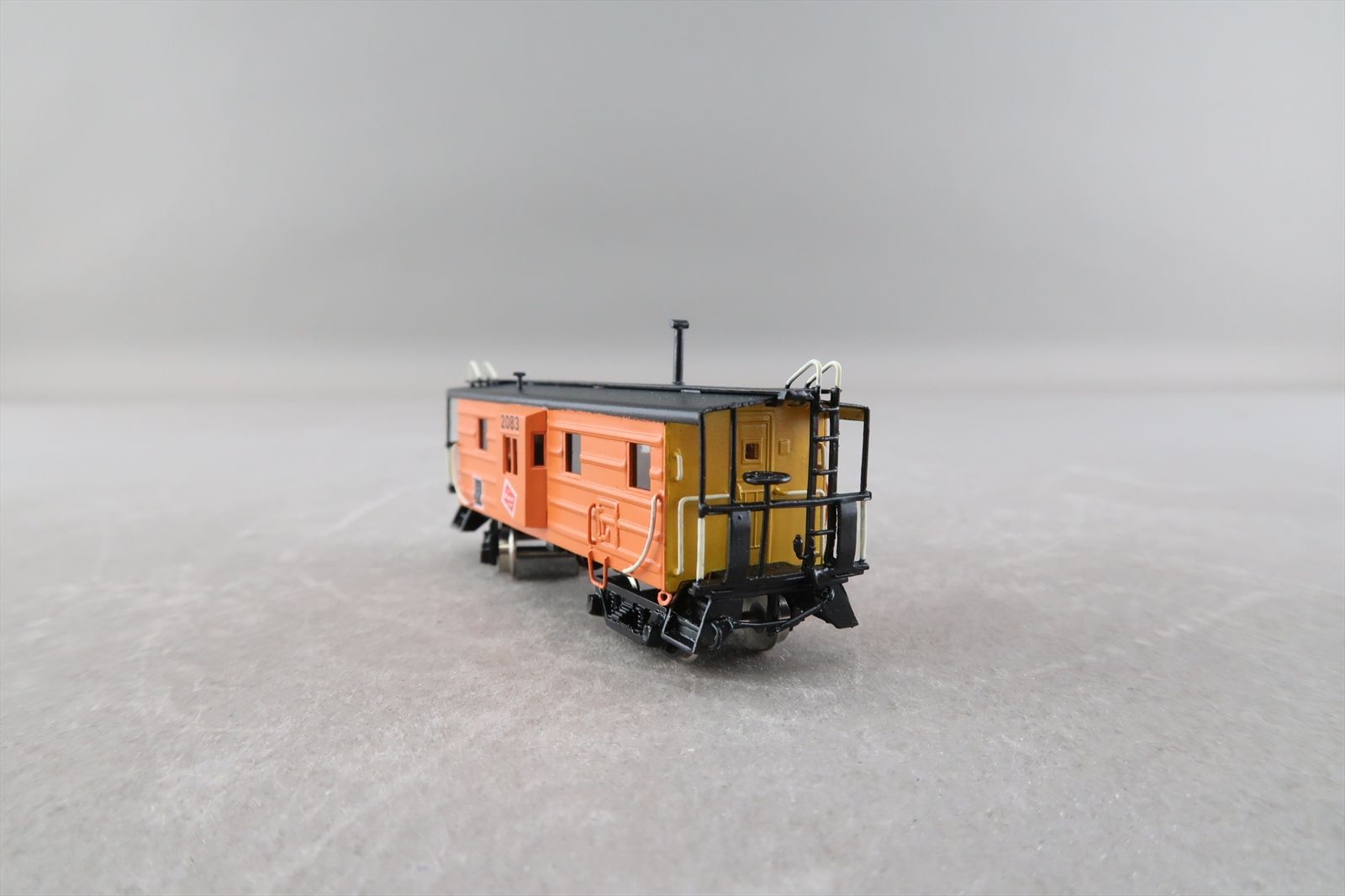 N Brass Model - OMI 2829.1 Milwaukee Road Bay Window Ribbed Caboose ...