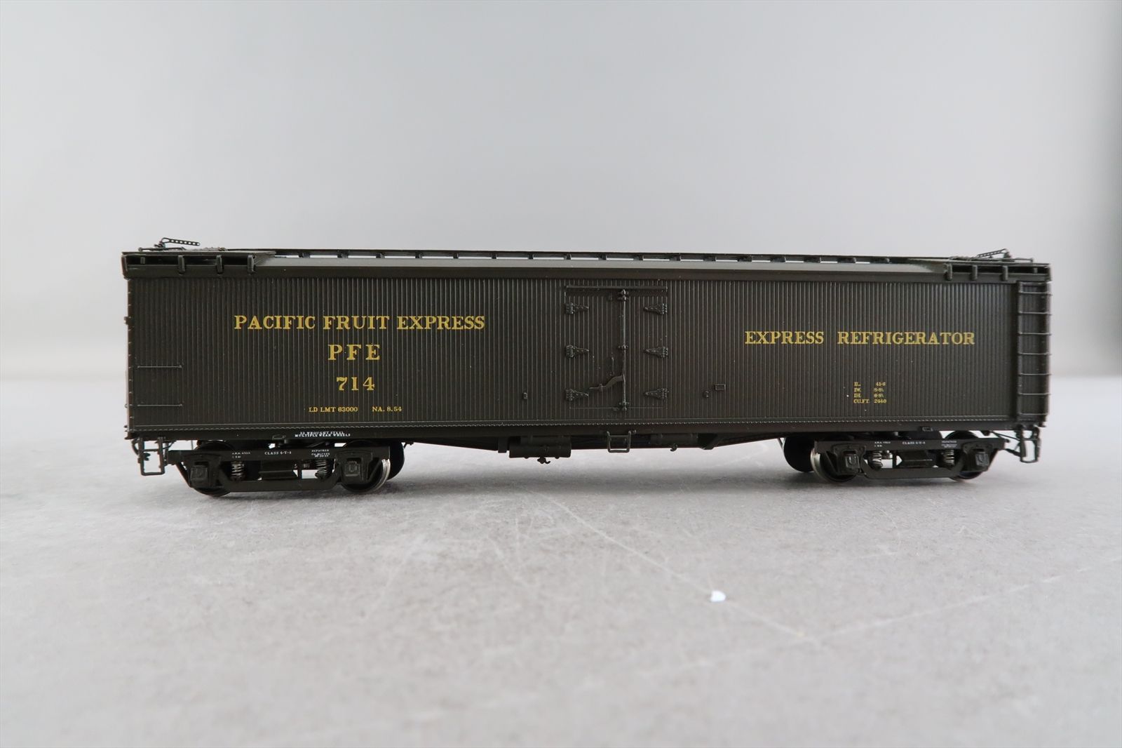 HO Brass Model - CIL 2530.1 PFE Pacific Fruit Express Reefer ...