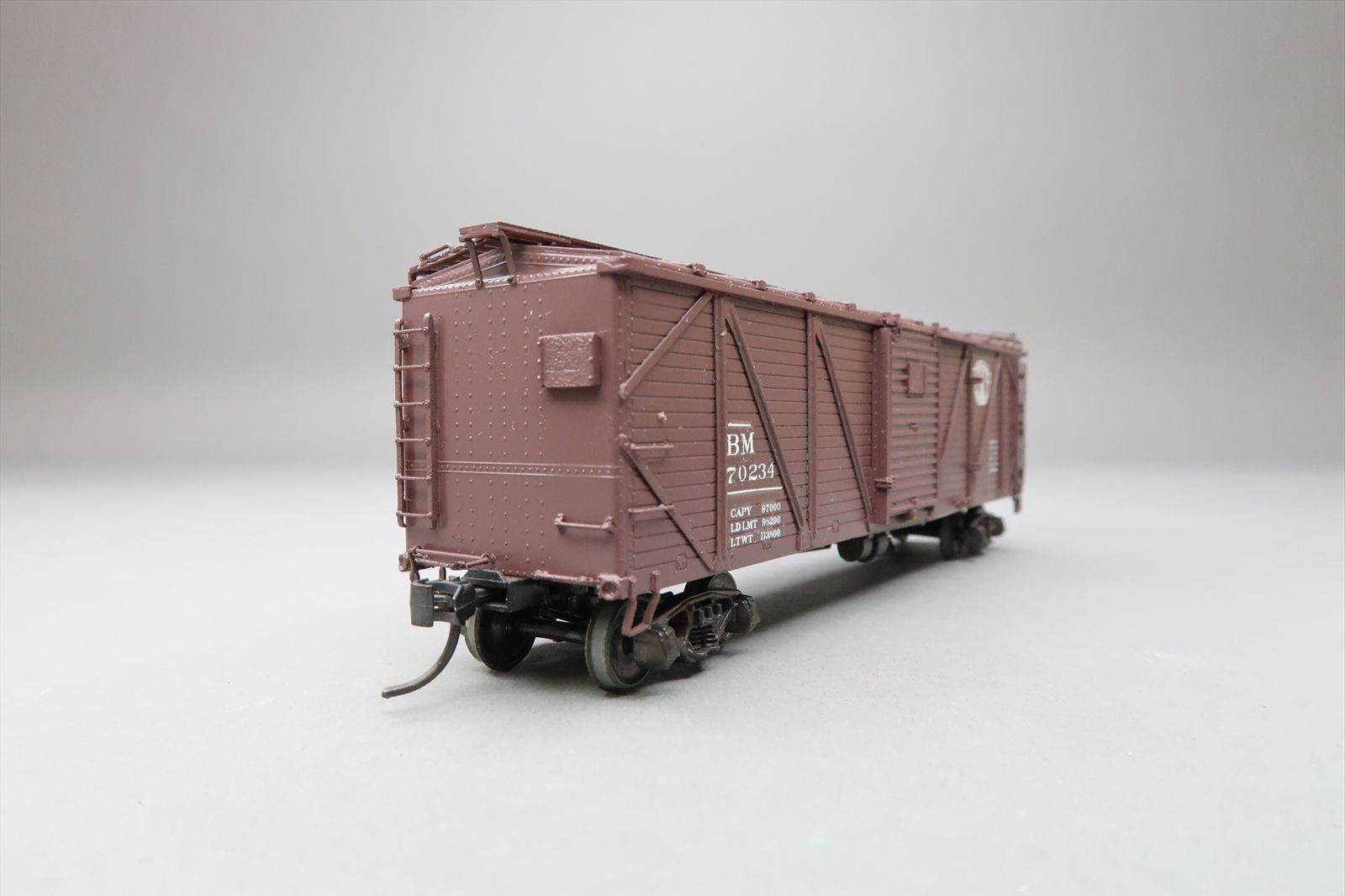 HO Brass Model - OMI 3228 B&M Boston & Maine XM-1 40' Boxcar Ribbed ...