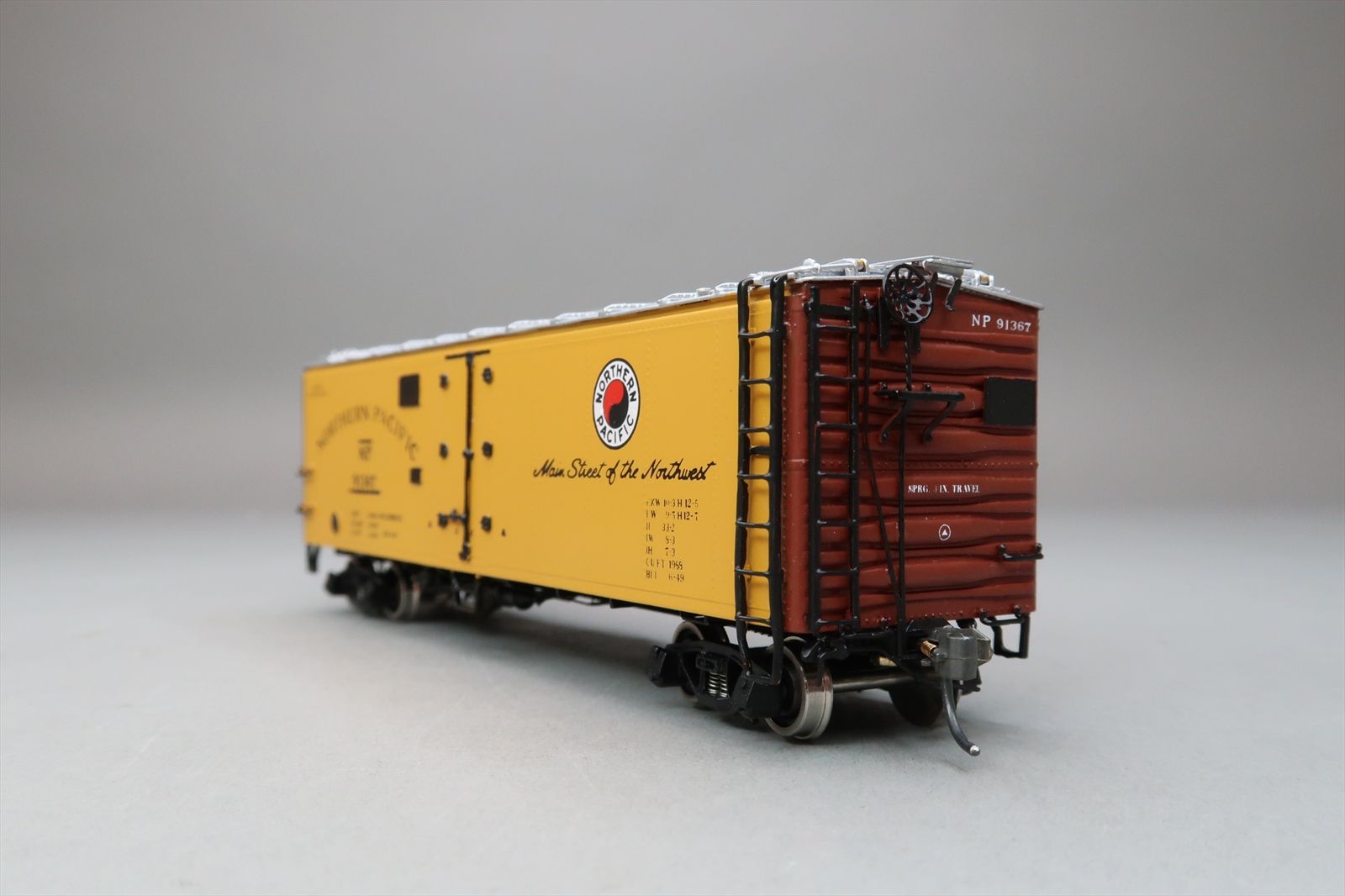 HO Brass Model - CIL 2139.1 NP Northern Pacific Reefer "Main Street ...