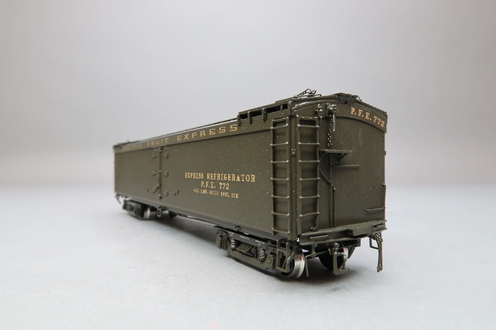 HO Brass Model - CIL 2529.1 PFE Pacific Fruit Express Reefer ...