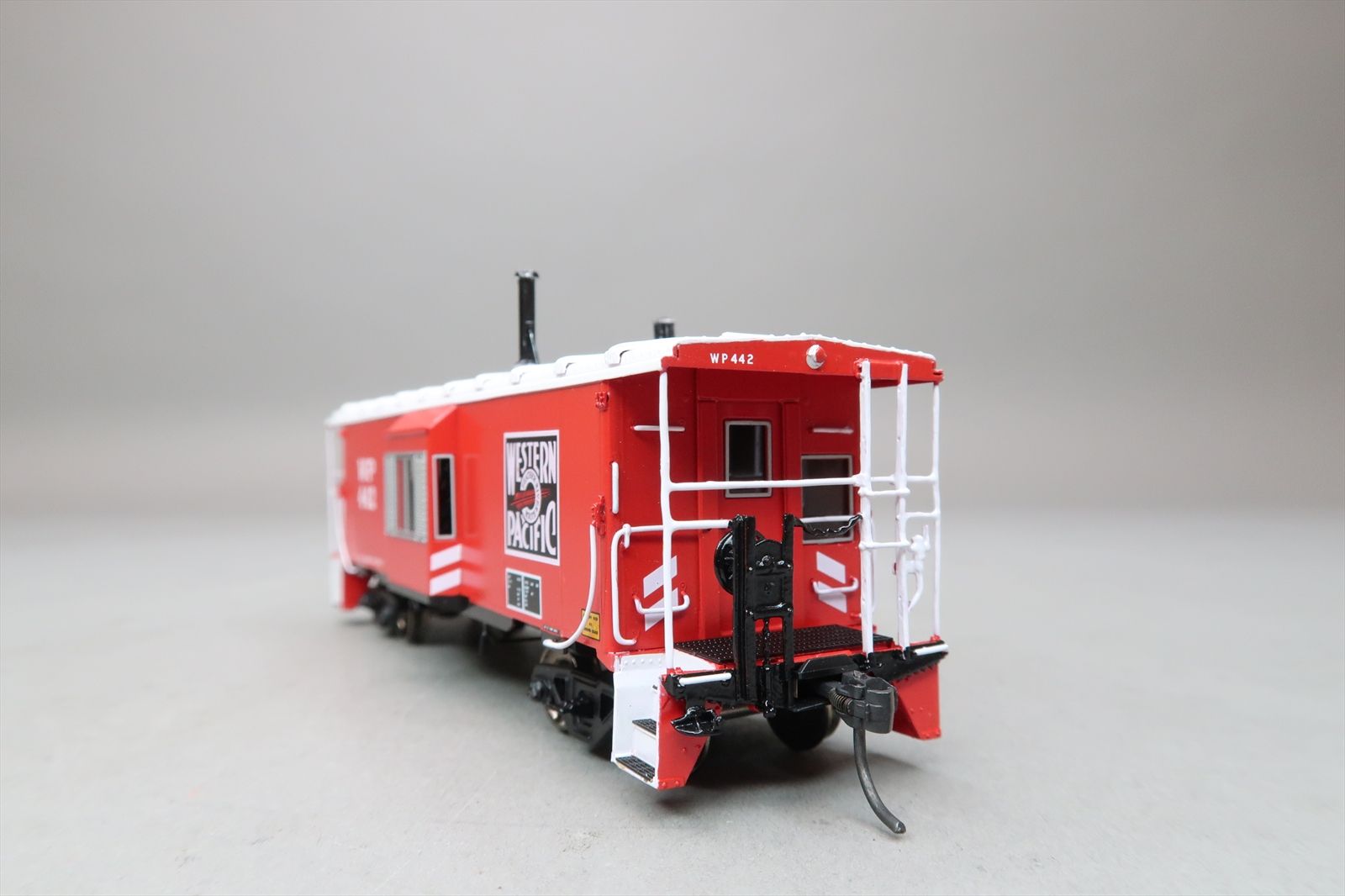 HO Brass Model - OMI 3710.1 WP Western Pacific Steel B-W Bay Window Caboose #442 - F/P - 2003 Run