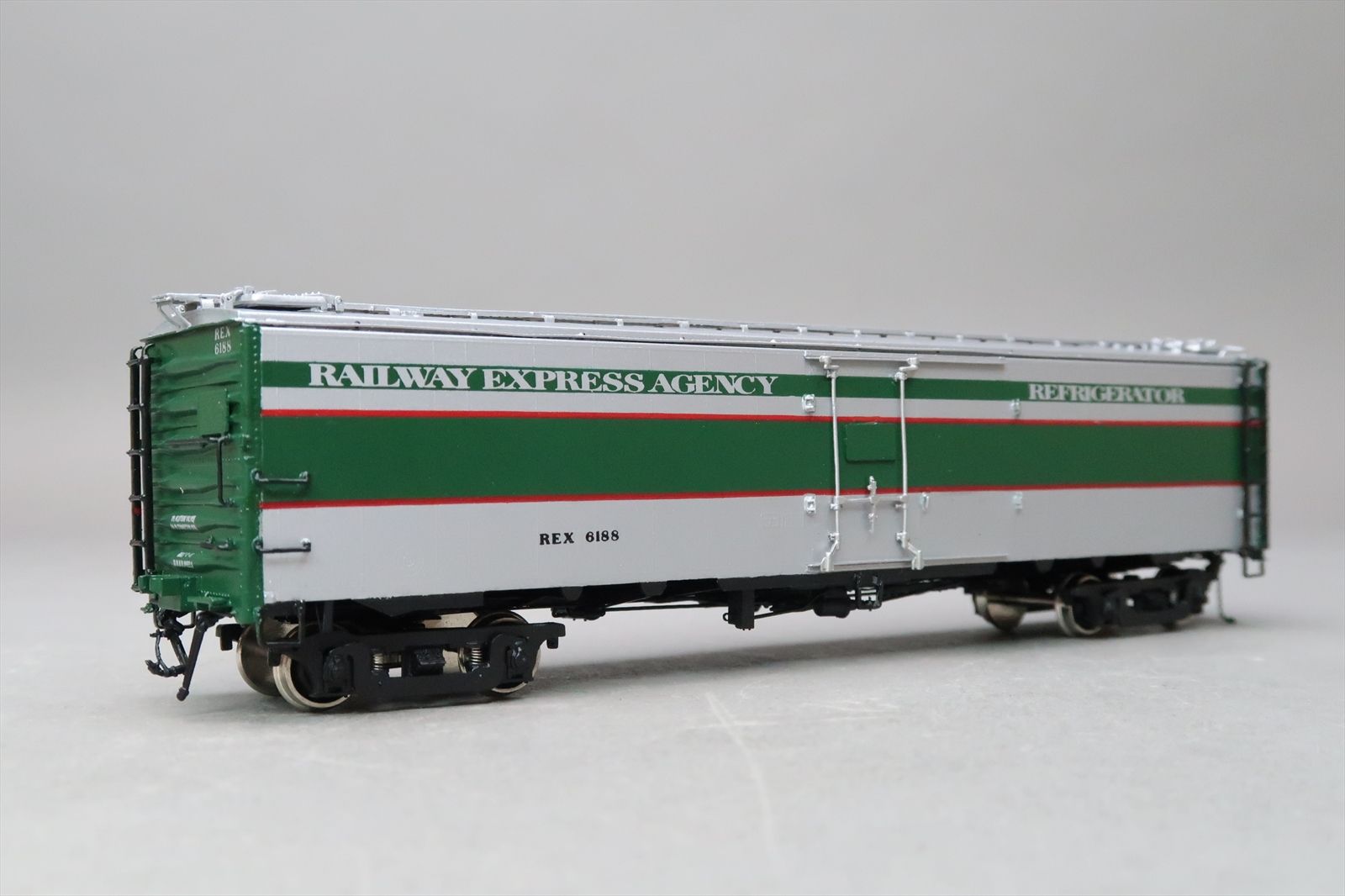 HO Brass Model - CIL 2141.1 REA Railway Express Agency Reefer Steel ...