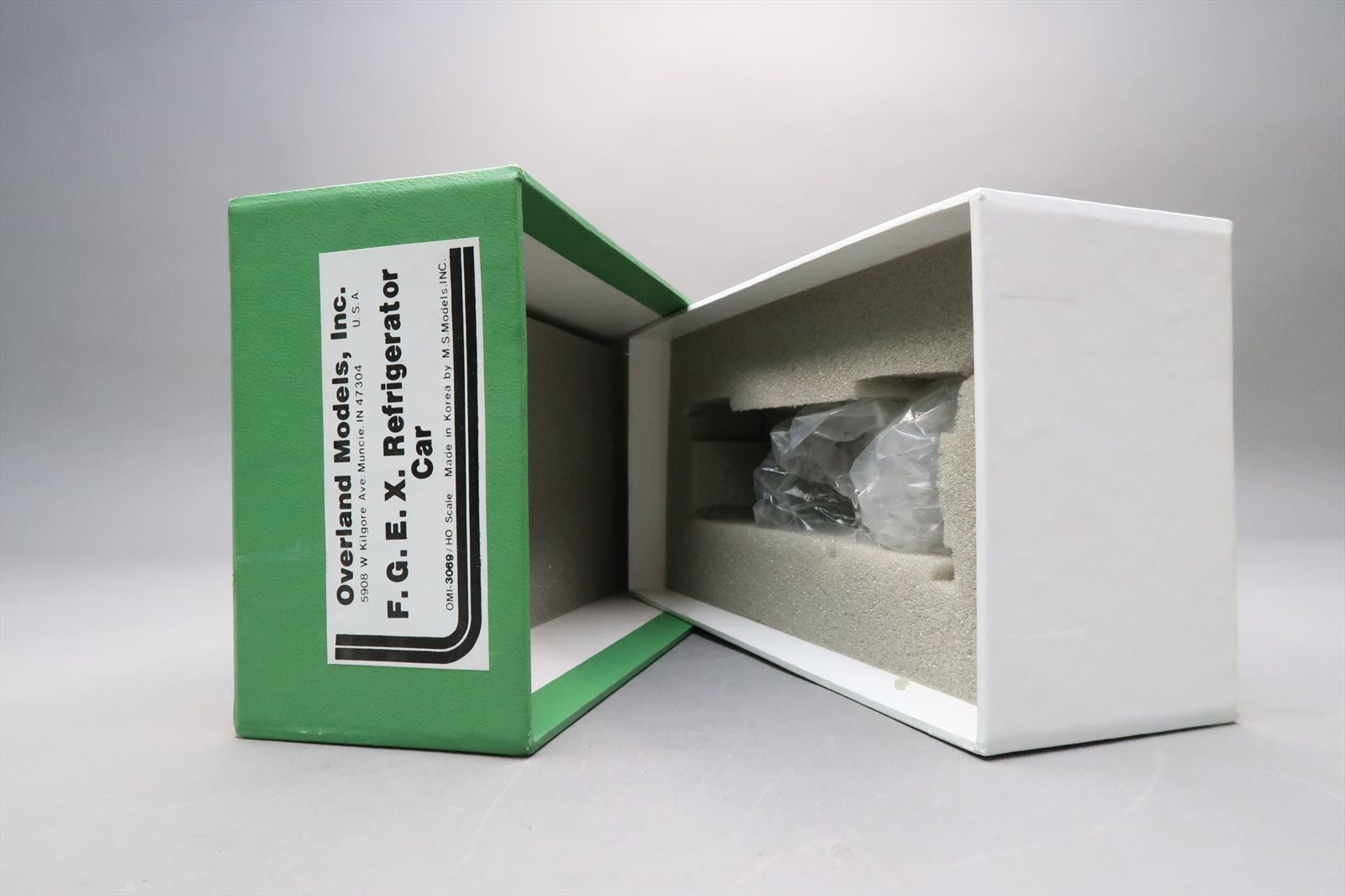 HO Brass Model - OMI 3069 FGEX Fruit Growers Express Reefer ...