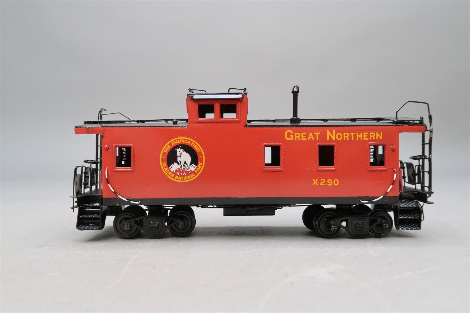 HO Brass Model - OMI 1107 GN Great Northern Steel Caboose 1945 Era # ...