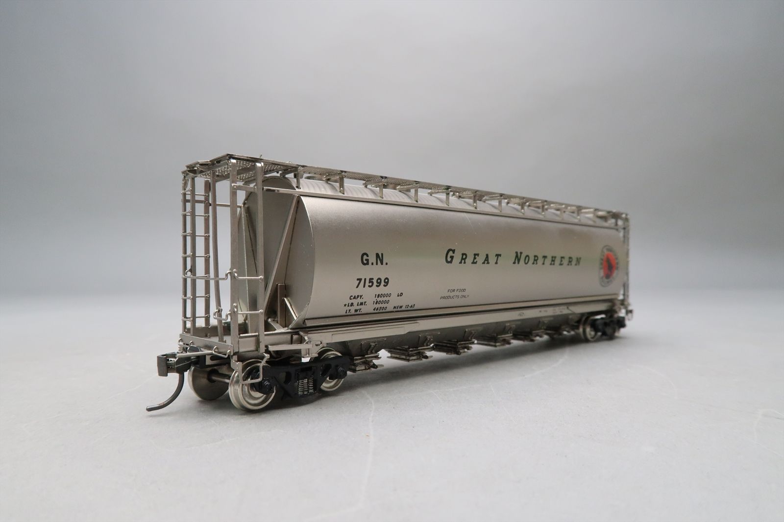 HO Brass Model - OMI 3269.1 GN Great Northern ACF Cylindrical Covered ...