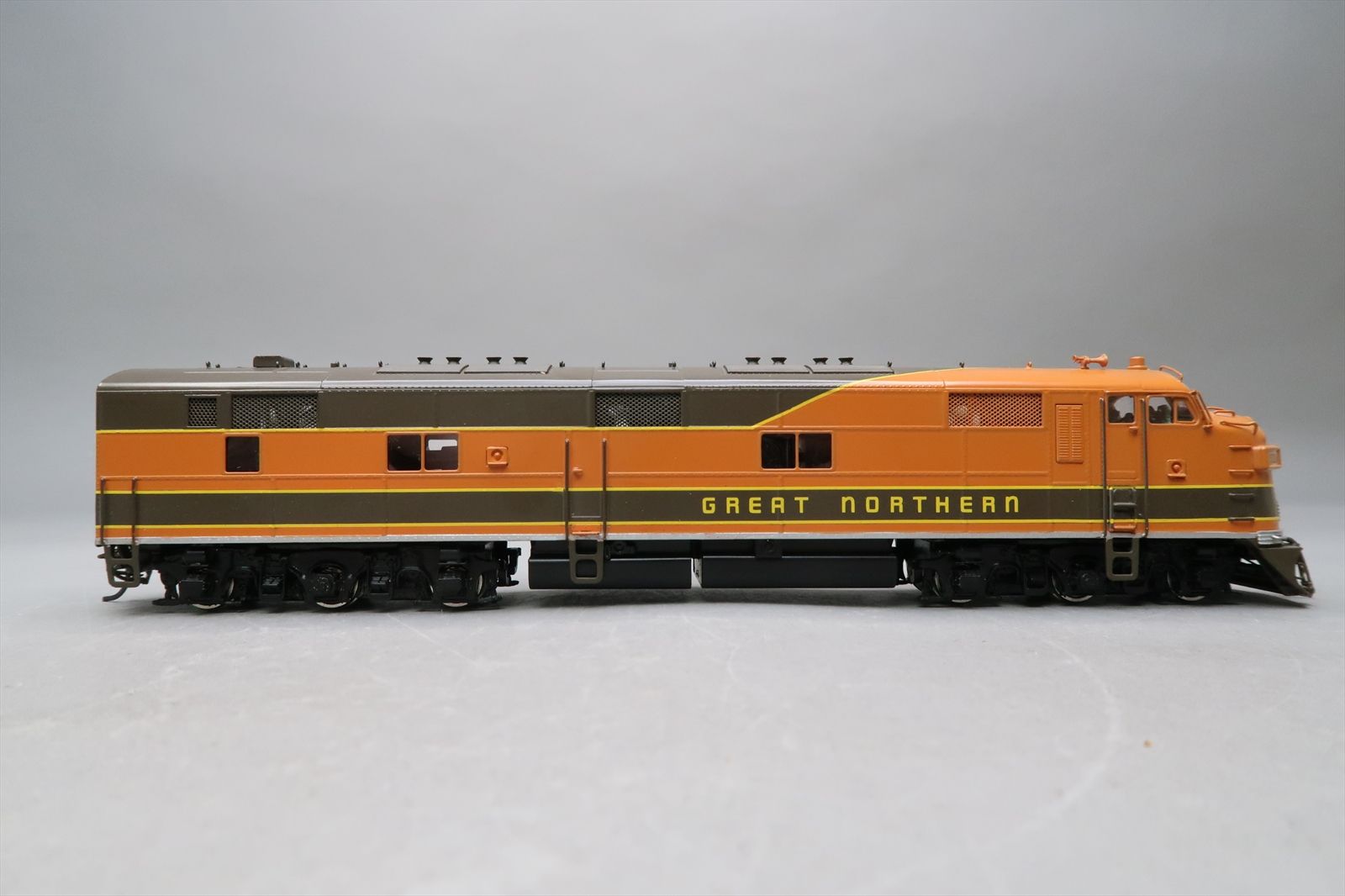 HO Brass Model - Oriental GN Great Northern EMD E7A Phase I EB Empire ...