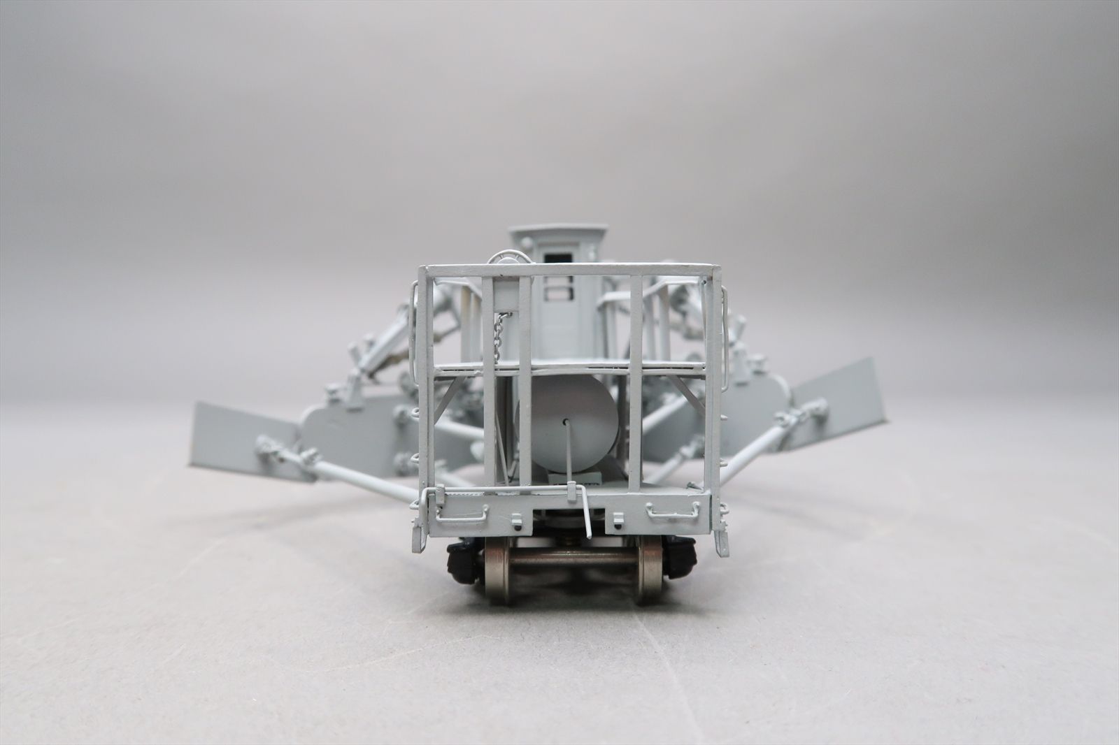 HO Brass Model - OMI 1398 GN Great Northern Jordan Spreader Low Plow ...