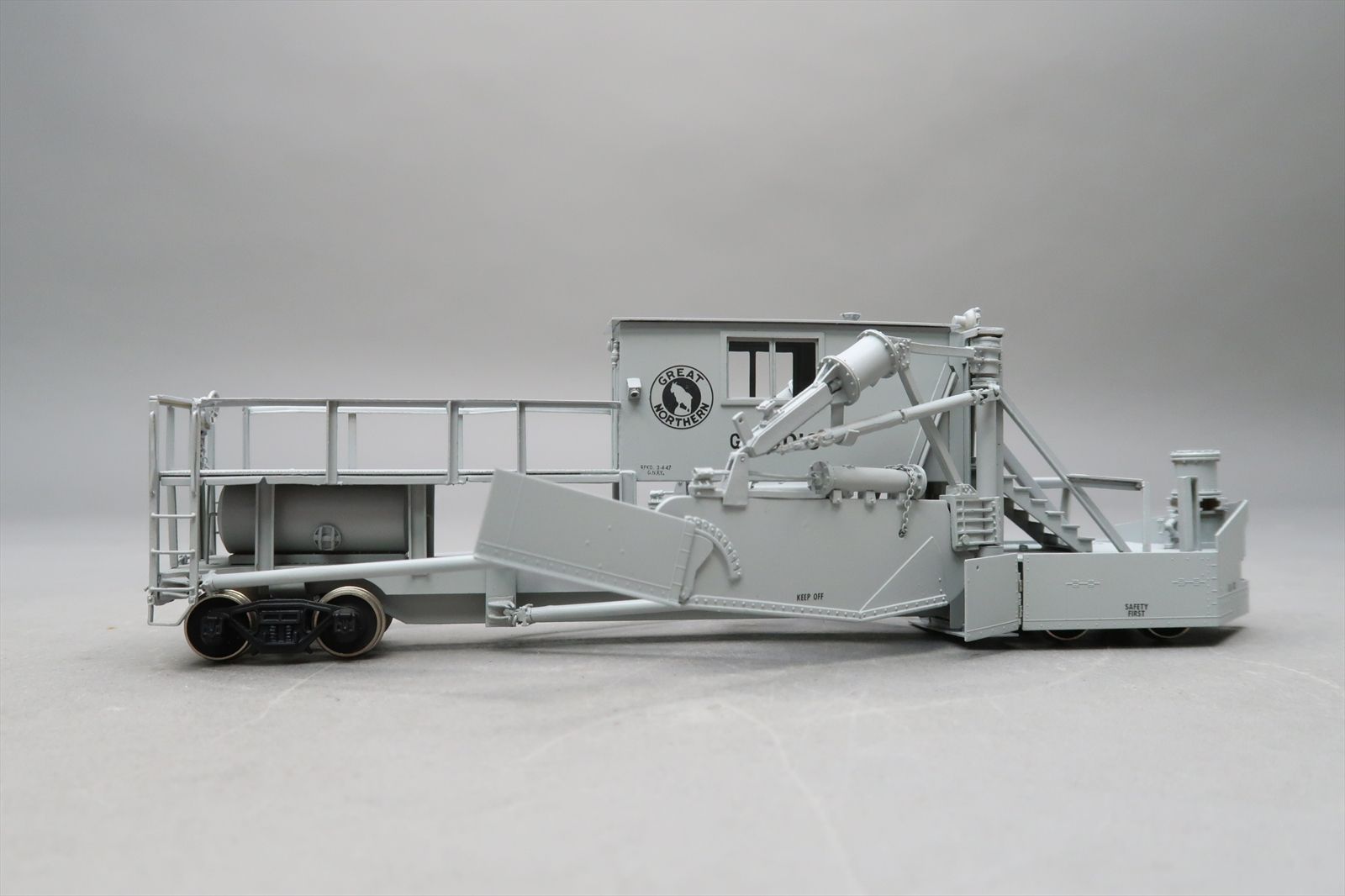 HO Brass Model - OMI 1398 GN Great Northern Jordan Spreader Low Plow ...