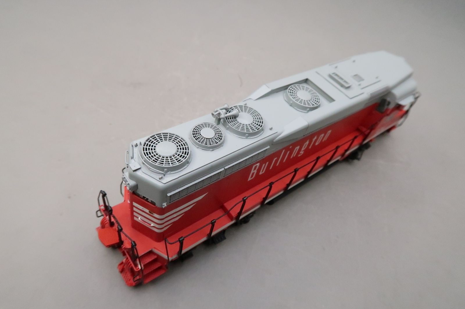 HO Brass Model - CIL 2156.1 CB&Q Burlington GP30 Phase II #974 - F/P - 1996 Run - Samhongsa