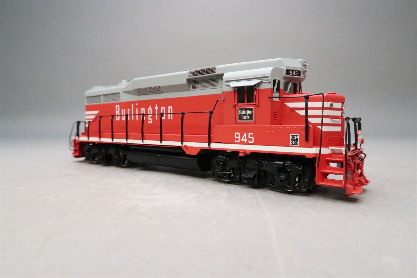 HO Brass Model - CIL 2155.1 CB&Q Burlington GP-30 Phase I #945 - F/P ...