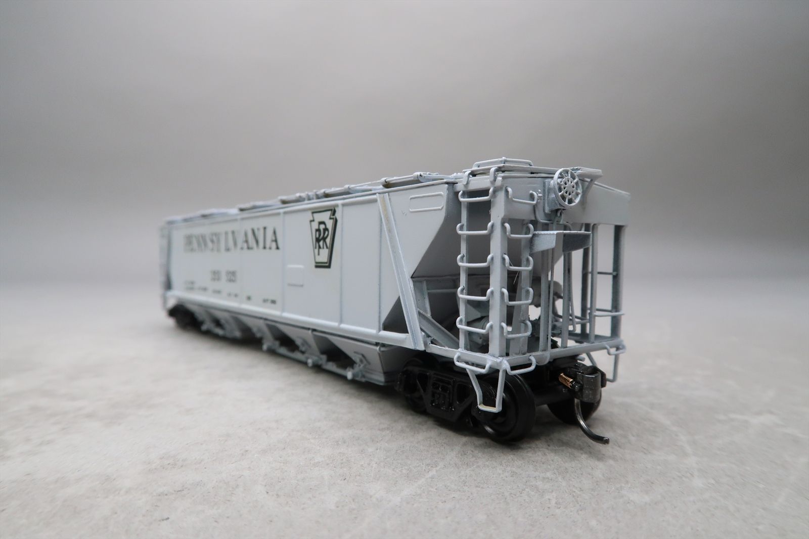 HO Brass Model - OMI 1313 PRR Pennsylvania H32 5 Bay Covered Hopper ...