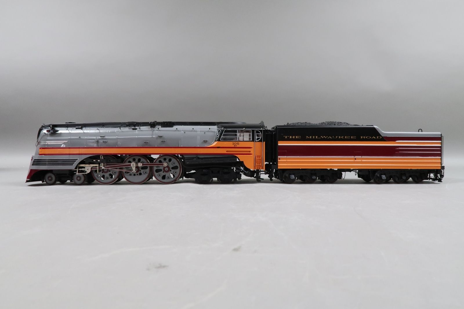 O Brass Model - OMI 0154 Milwaukee Road F-7 4-6-4 Modernized #105 - Pro ...
