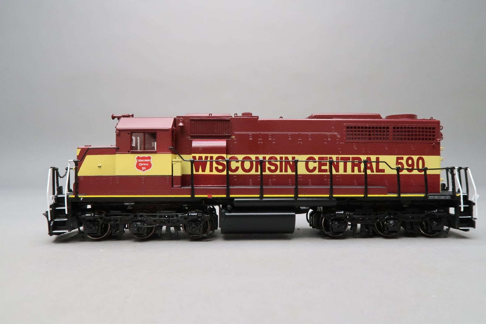 HO Brass Model - OMI 5119.2 WC Wisconsin Central SDL39 #590 - F/P ...
