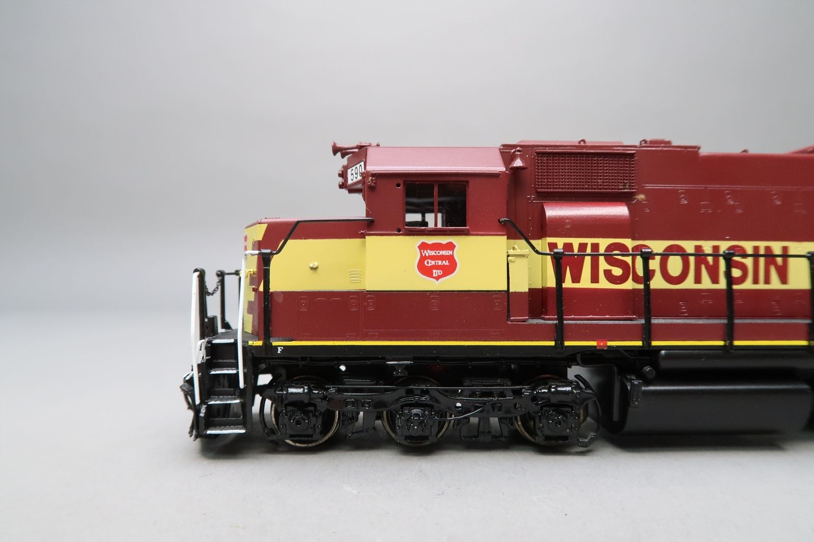 HO Brass Model - OMI 5119.2 WC Wisconsin Central SDL39 #590 - F/P ...
