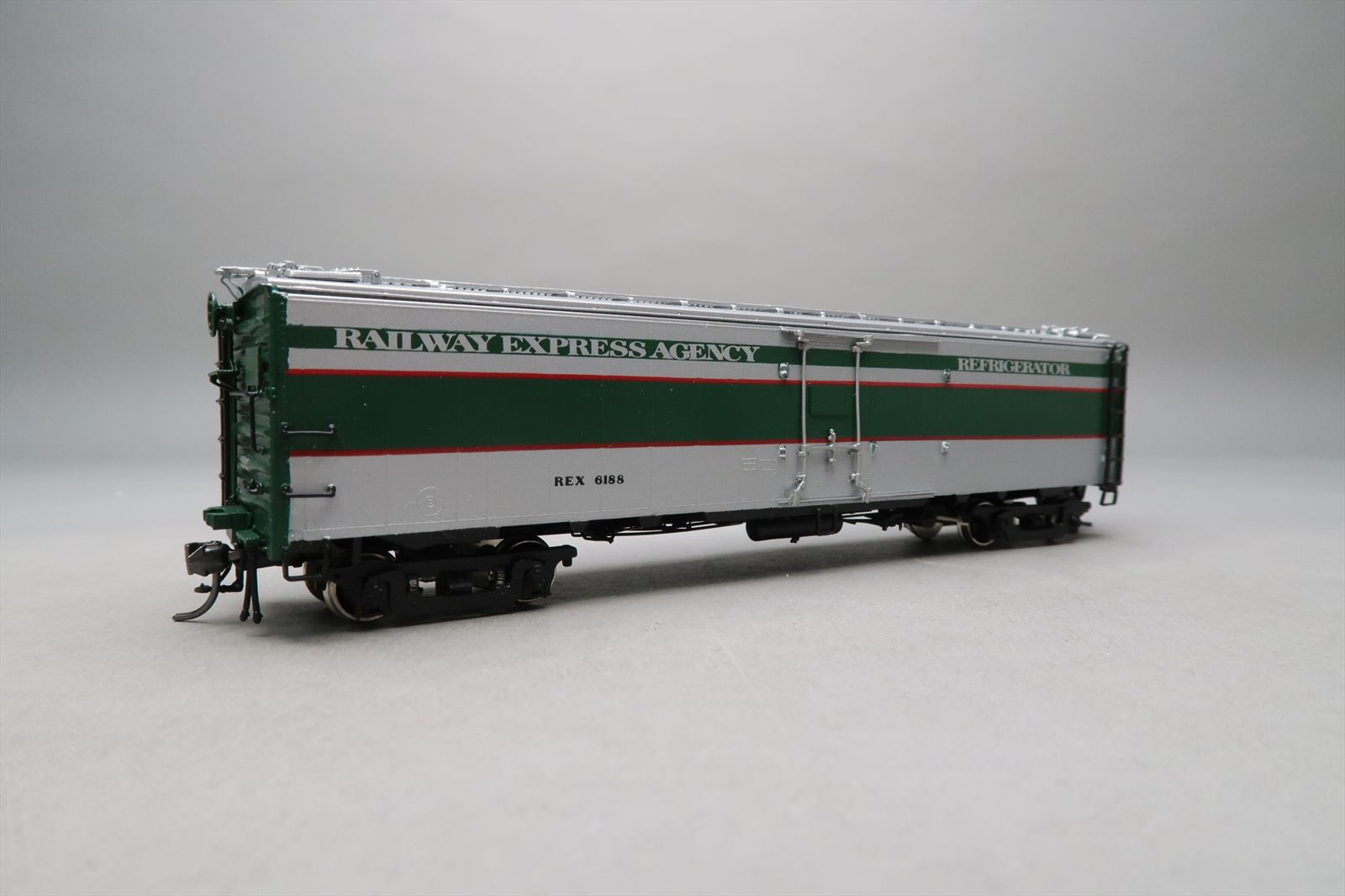 HO Brass Model - CIL 2141.1 REA Railway Express Agency Reefer Steel ...
