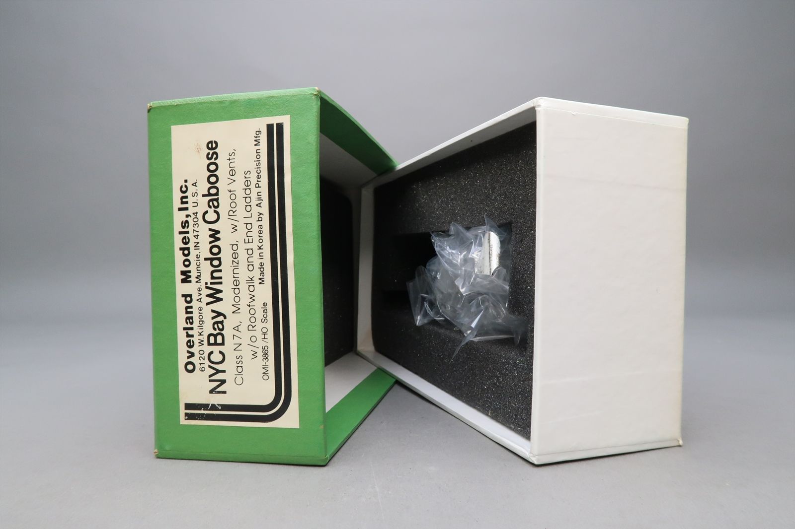 HO Brass Model - OMI 3865 NYC New York Central Bay Window N7A Caboose ...