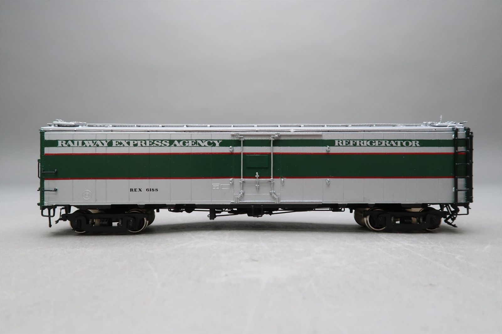 HO Brass Model - CIL 2141.1 REA Railway Express Agency Reefer Steel ...