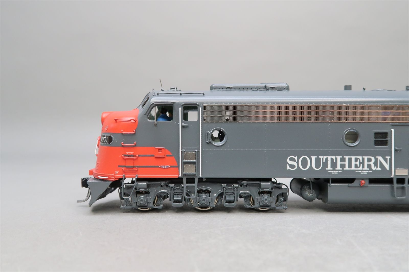 HO Brass Model - UTI 5383-1 SP Southern Pacific E9 E9A Bloody Nose ...