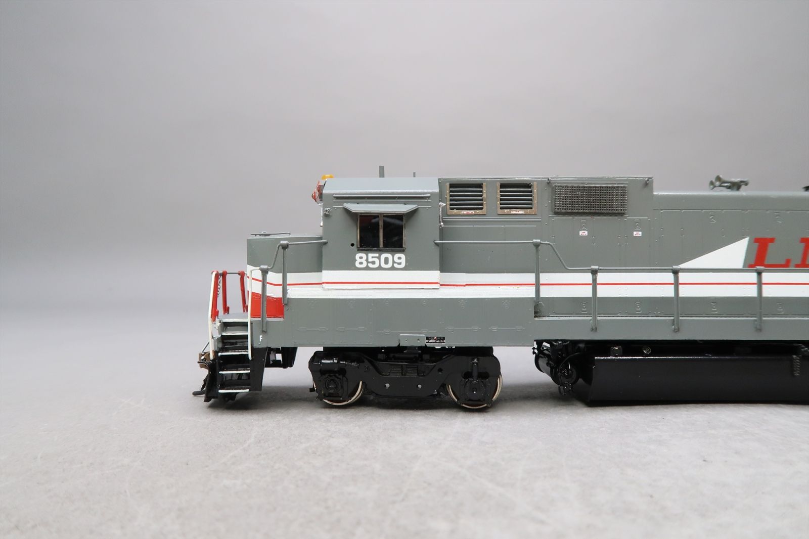 HO Brass Model - OMI 5132 LMX Dash 8 B39 BN Burlington Northern Lease ...