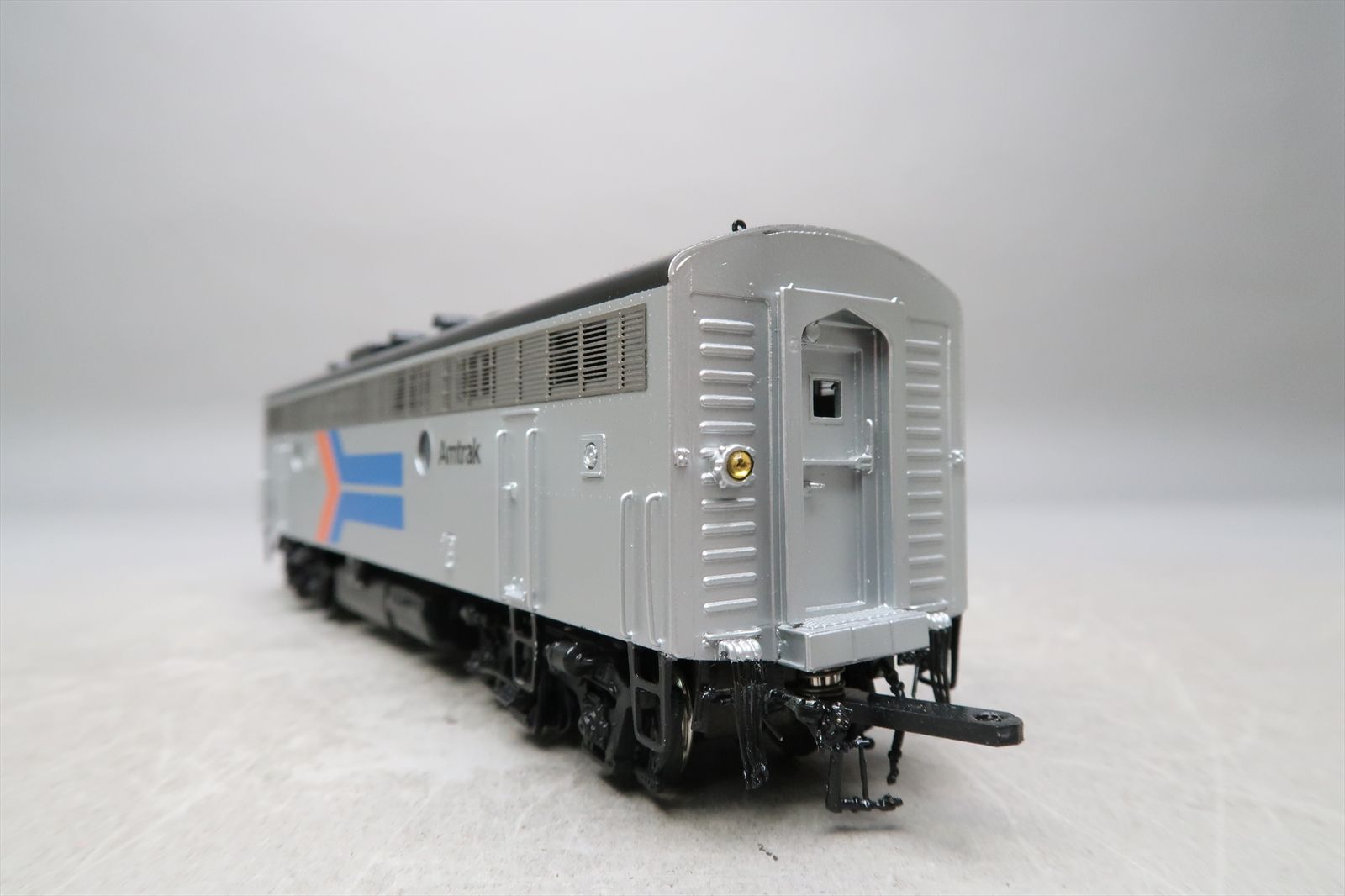 HO Brass Model - OMI 6469 Amtrak F7 F7B #153 - Pro Paint by Boyd Reyes ...