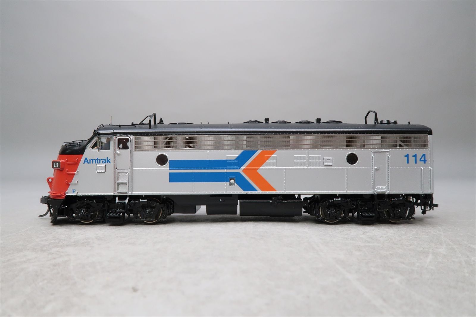HO Brass Model - OMI 5800 Amtrak FP7 FP7A Ex-SP #114 - Pro Paint by ...