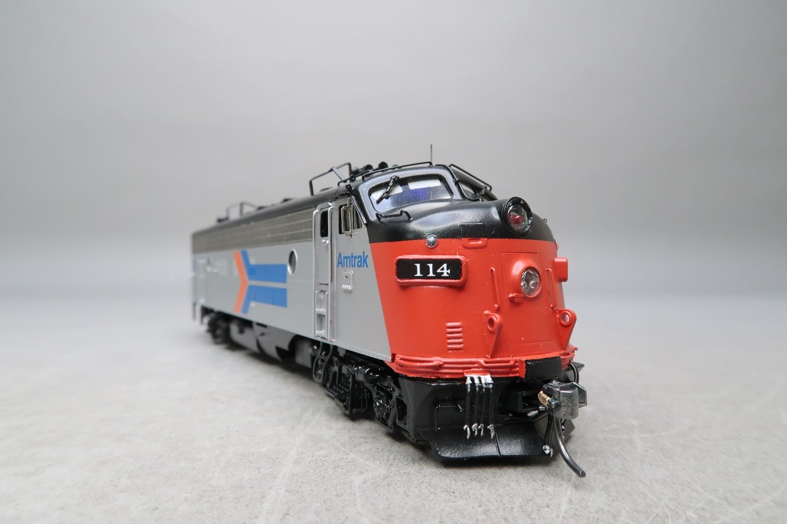 HO Brass Model - OMI 5800 Amtrak FP7 FP7A Ex-SP #114 - Pro Paint by ...