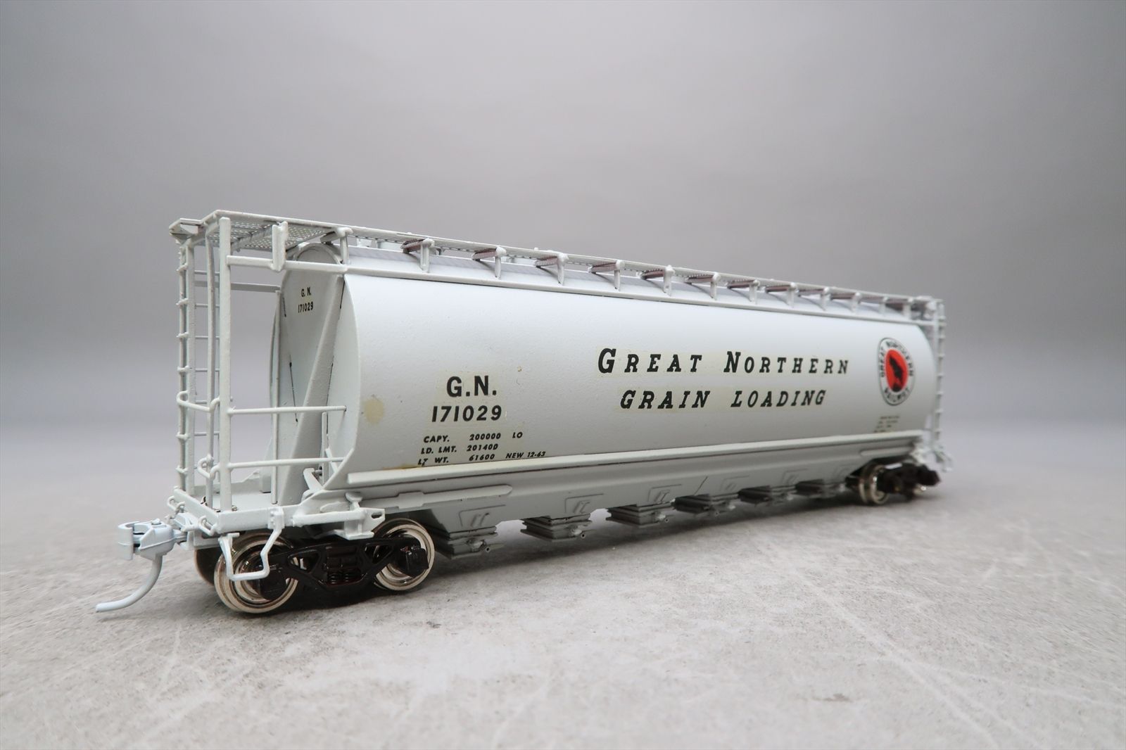 HO Brass Model - OMI 3037 GN Great Northern Covered HC-60 Cylindrical ...