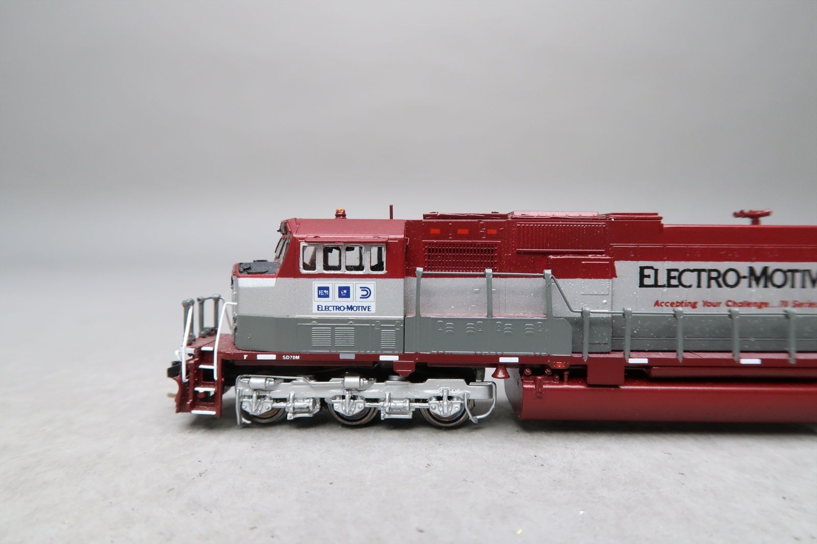 N Brass Model - OMI 2843.1 EMD Demo Demonstrator SD70MAC #7000 - F/P ...