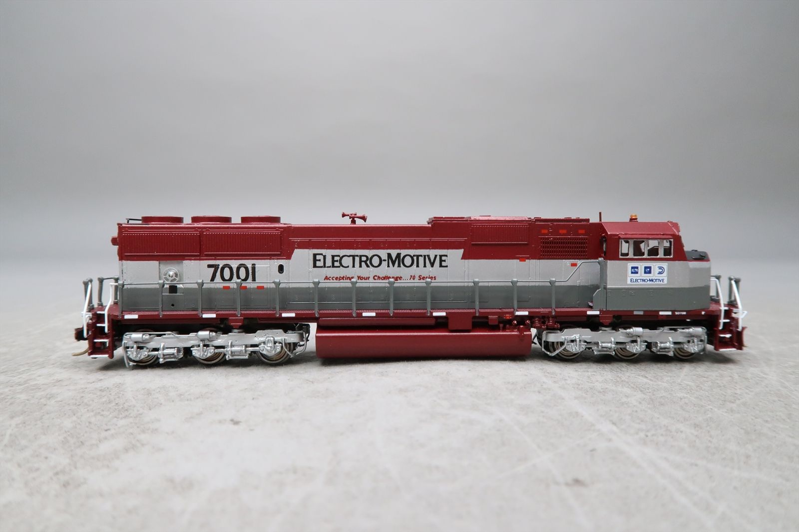 N Brass Model - OMI 2843.1 EMD Demo Demonstrator SD70MAC #7001 - F/P ...