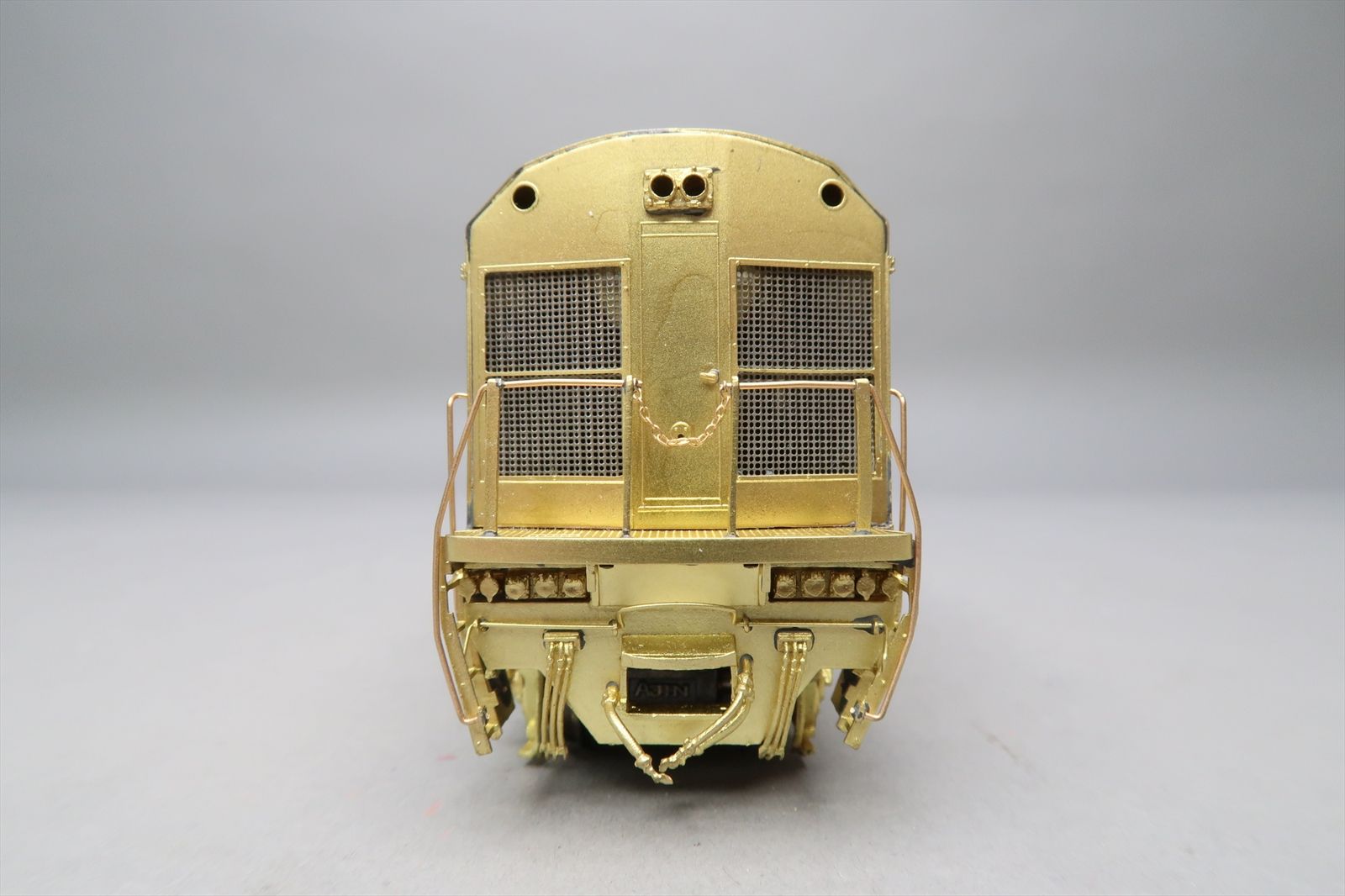HO Brass Model - OMI 5898 Amtrak / GE Pooch P30CH Original #700 - 724 ...