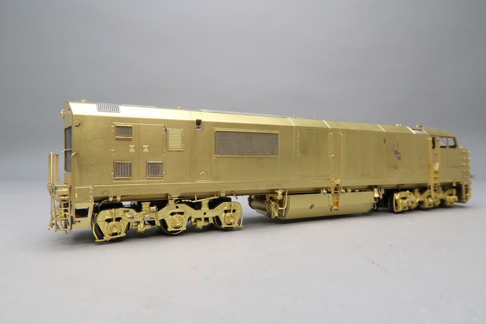 HO Brass Model - OMI 5898 Amtrak / GE Pooch P30CH Original #700 - 724 ...