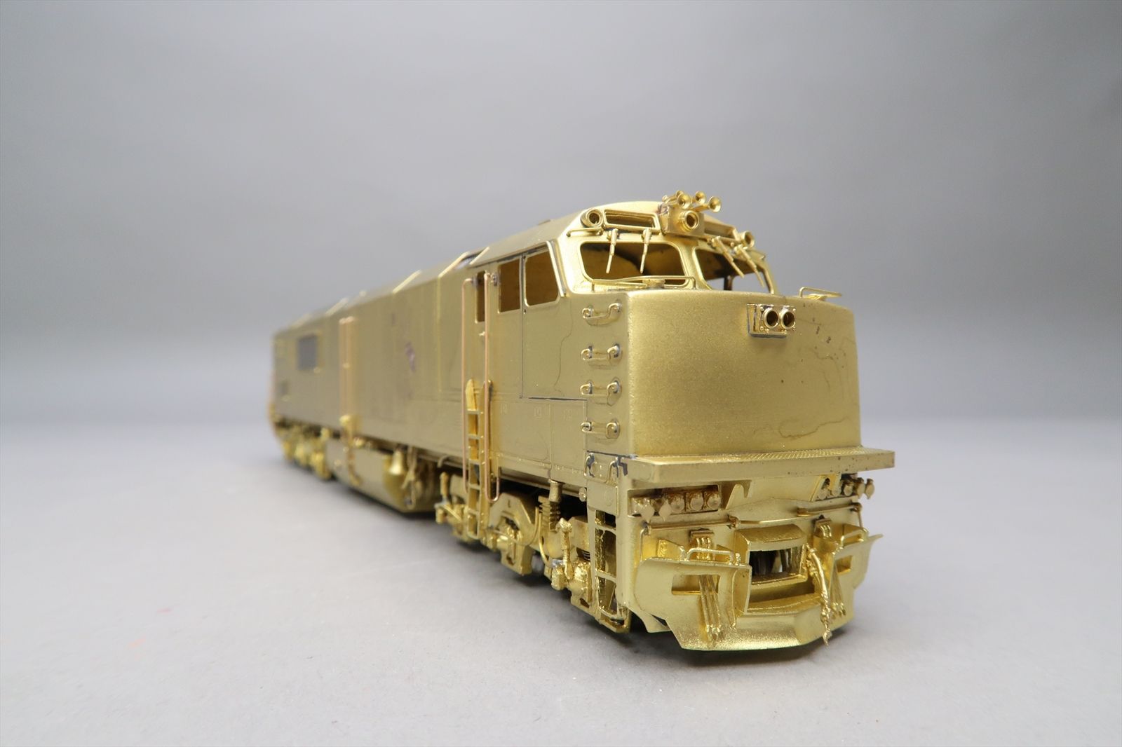 HO Brass Model - OMI 5898 Amtrak / GE Pooch P30CH Original #700 - 724 ...