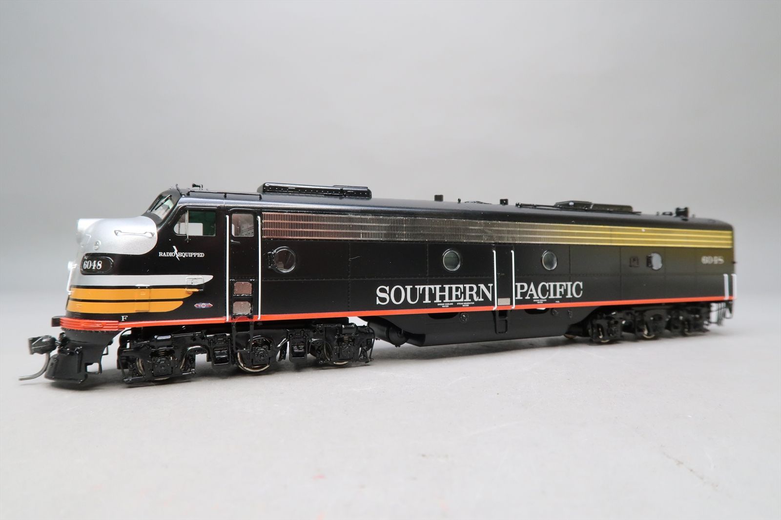 HO Brass Model - UTI 5380-1 SP Southern Pacific E9 E9A Experimental Black Widow Scheme #6048 - F ...