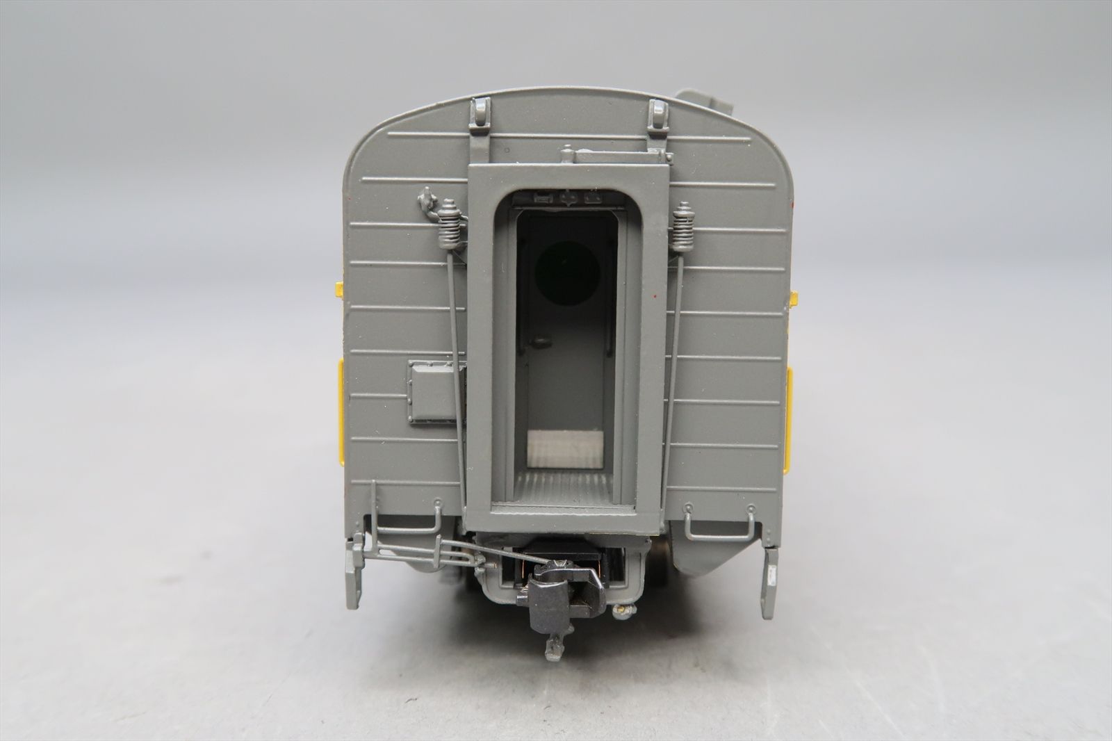 HO Brass Model - RWC Railway Classics MILW25 Milwaukee 52-Seat Coach ...
