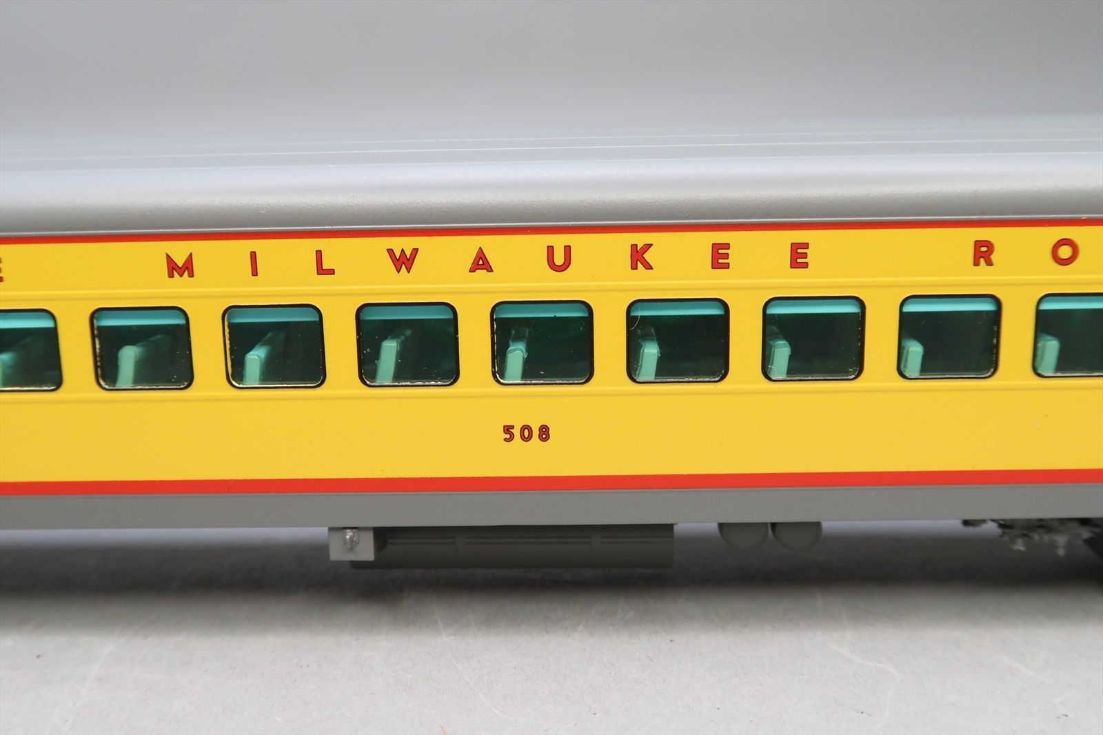 HO Brass Model - RWC Railway Classics MILW25 Milwaukee 52-Seat Coach ...