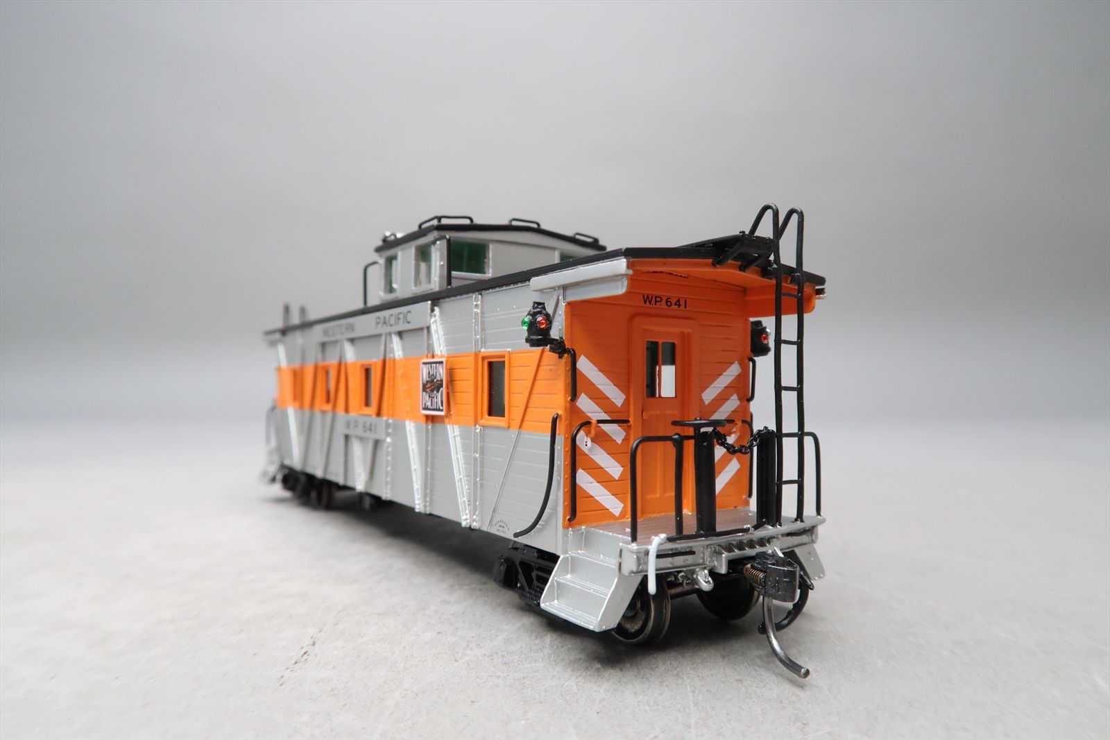 HO Brass Model - NBL WP Western Pacific Square End Caboose #641 Orange ...