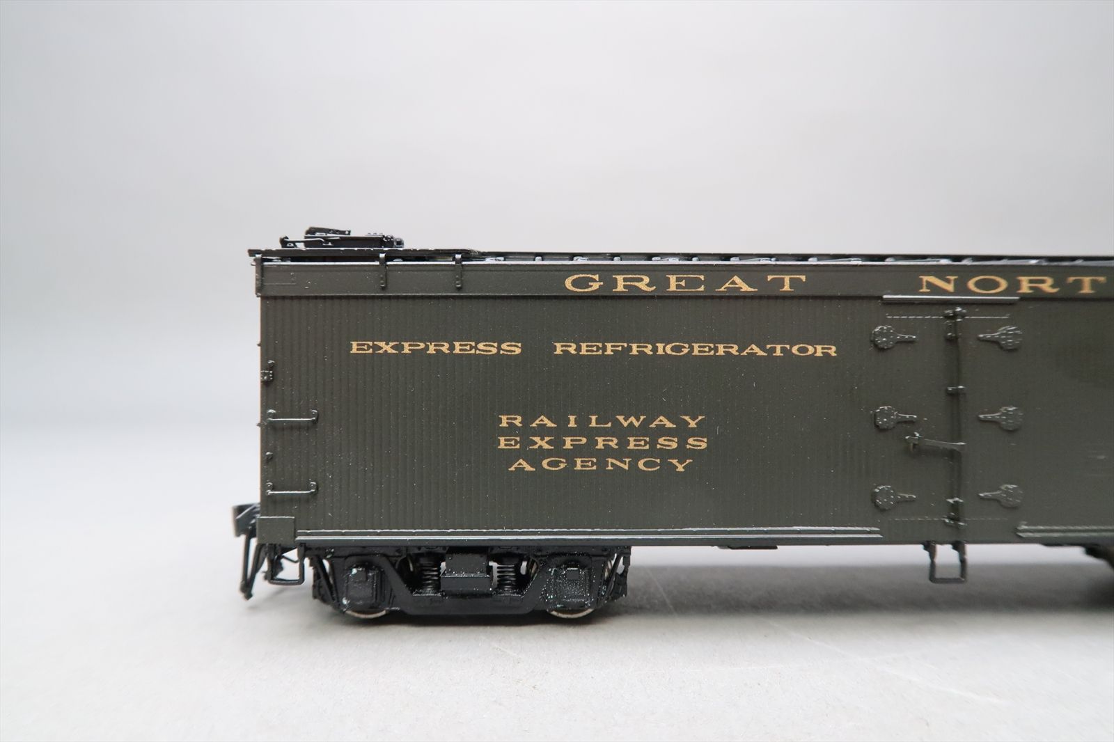 HO Brass Model - SSL GNEX01 GN Great Northern 44' Express Reefer #1973 ...