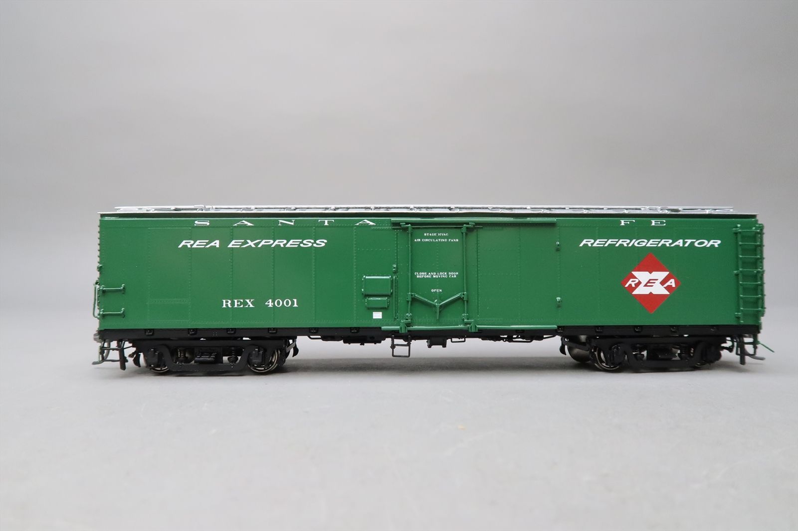 HO Brass Model - TCY 1418.2 AT&SF Santa Fe REA Express Car Reefer Circa ...